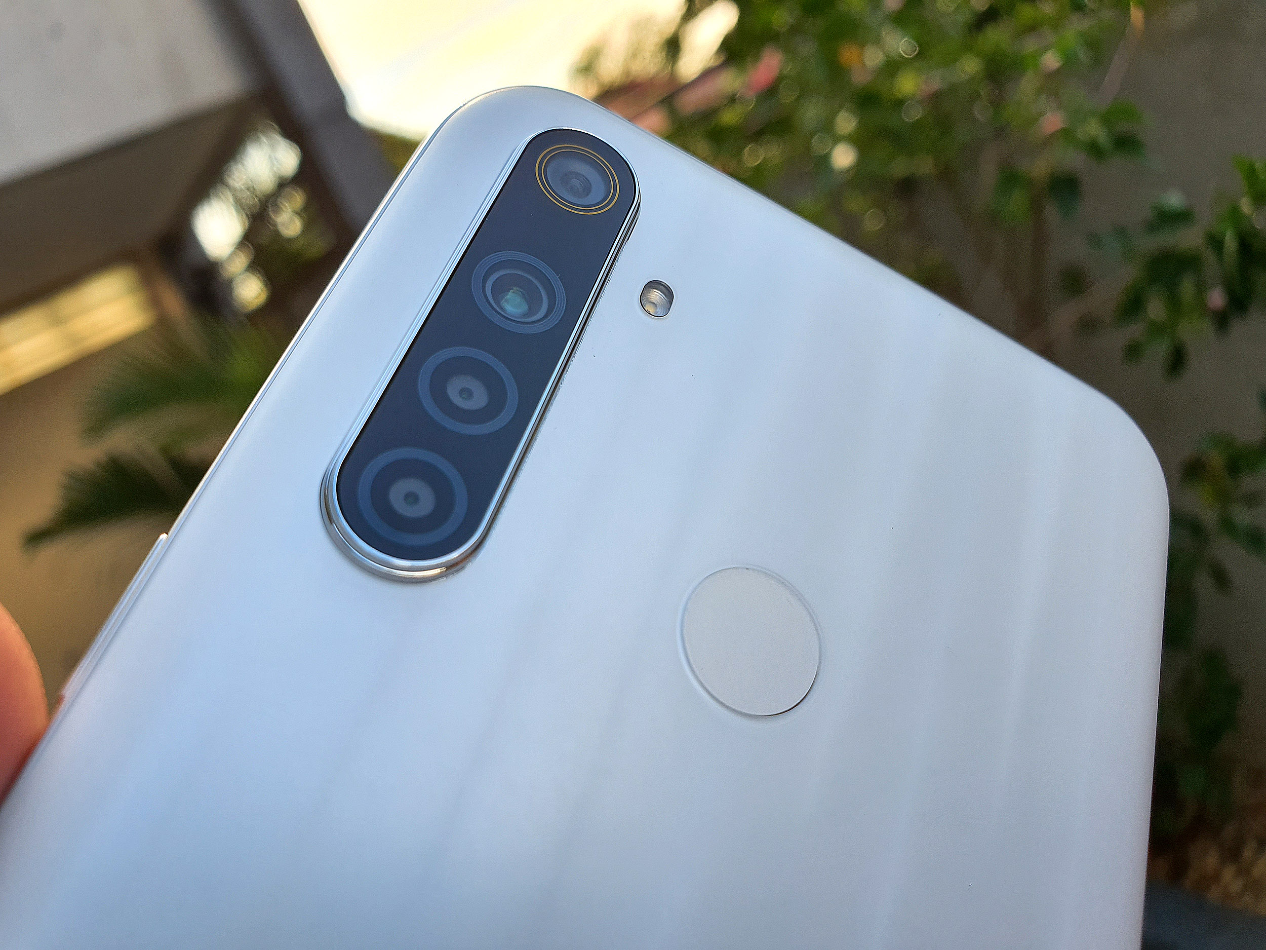 realme 6i Review – Unboxing, Features, Specifications and Price - MegaBites