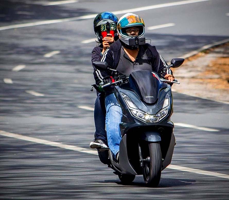 Why this Moto Vlogger made the right choice with PCX160 - MegaBites