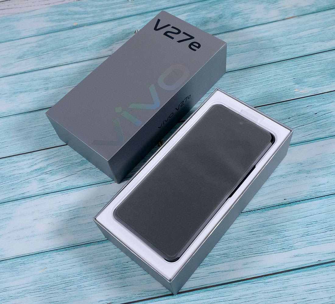 vivo V27e – Unboxing and First Impressions - MegaBites