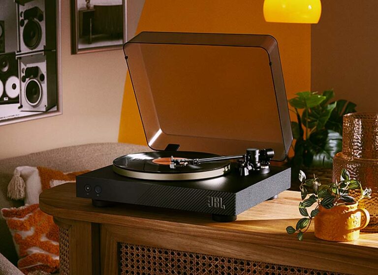 JBL is bringing back its iconic ‘70s Audio Designs with Authentics ...