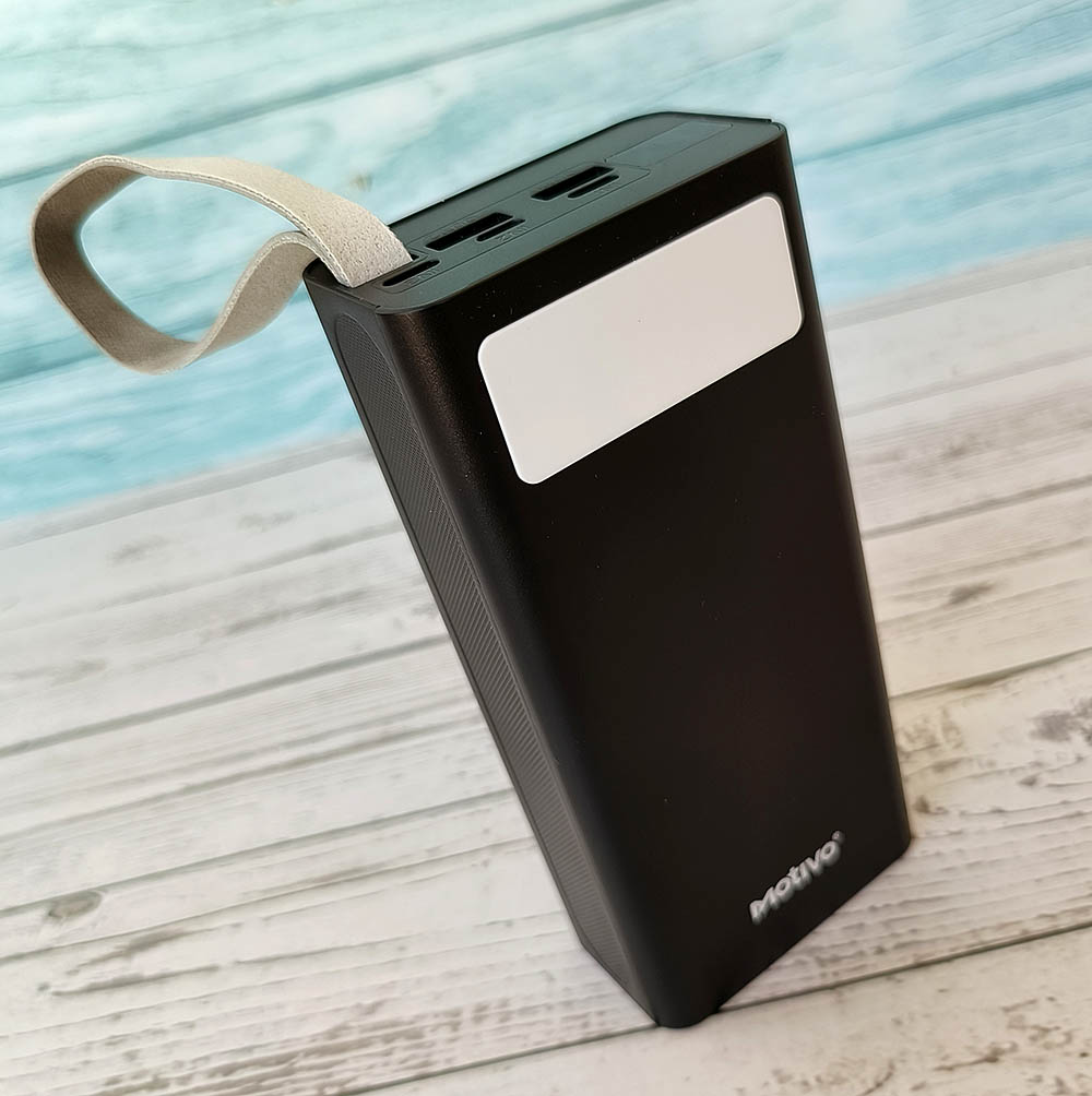 Review: Motivo H109 30,000mAh Power Bank - MegaBites