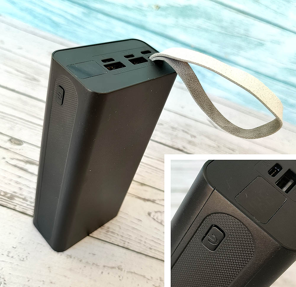 Review: Motivo H109 30,000mAh Power Bank - MegaBites
