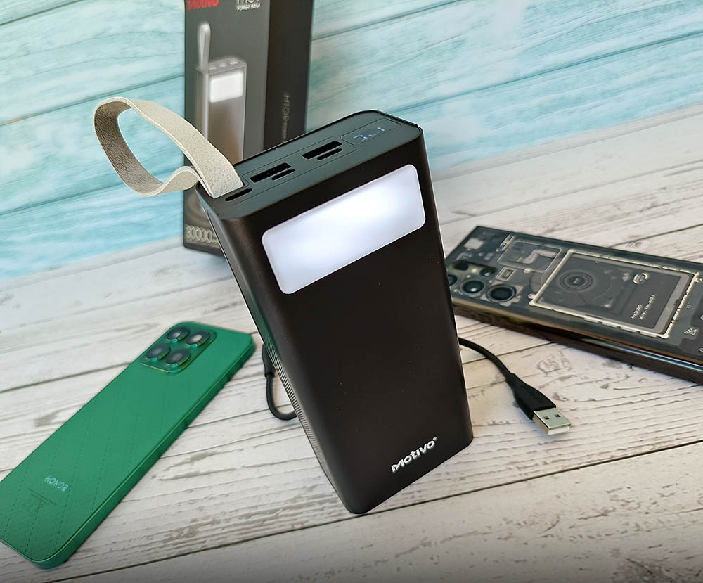 Review: Motivo H109 30,000mAh Power Bank - MegaBites