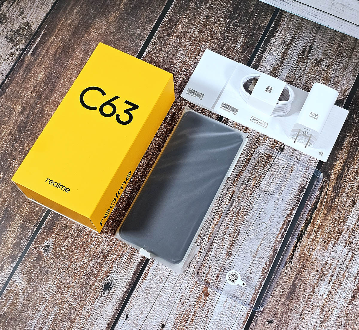 realme C63 – Unboxing and First Look - MegaBites