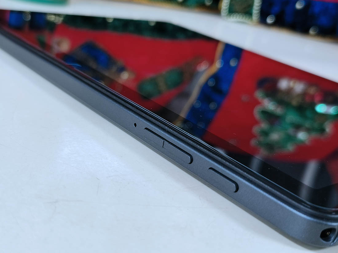 TechLife Pad Neo (4GB+64GB – Storm Grey) - MegaBites