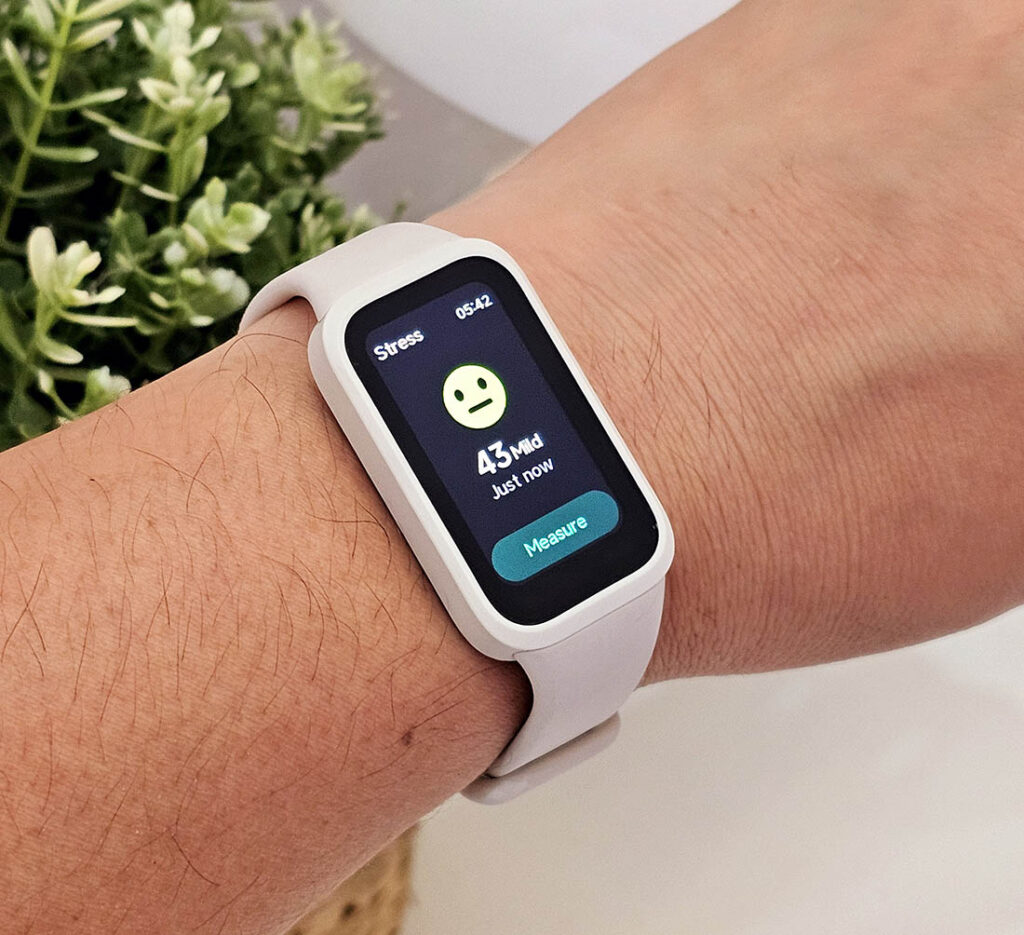 Review: Xiaomi Smart Band 9 Active - MegaBites