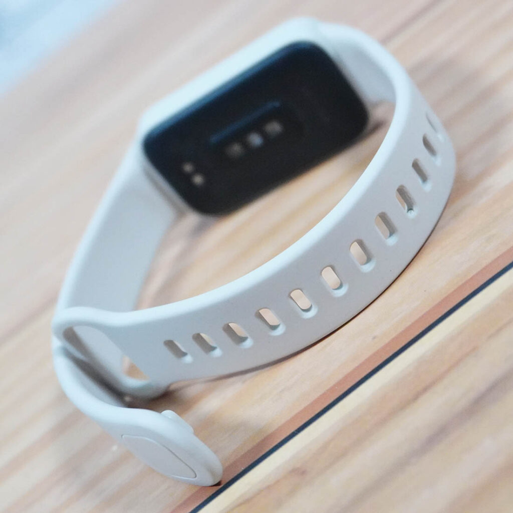 Review: Xiaomi Smart Band 9 Active - MegaBites